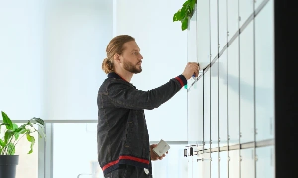 Enabling Remote Workforce Collaboration & Productivity With Augmented ...